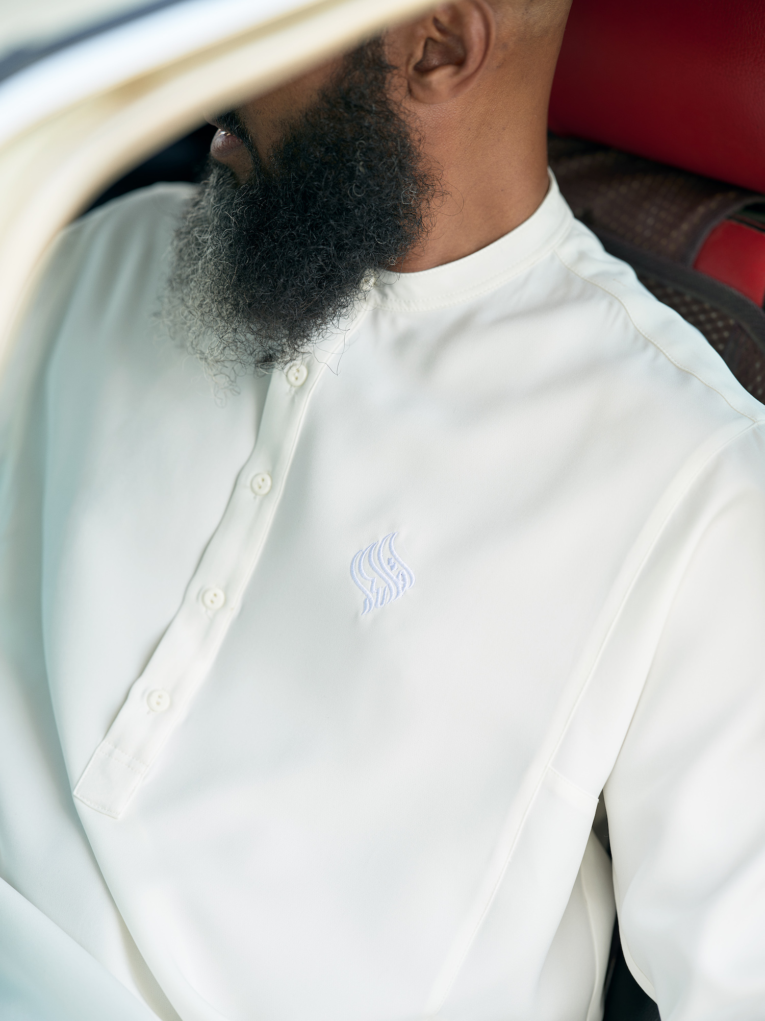 Mastoor - Mounir Raji x Visionary