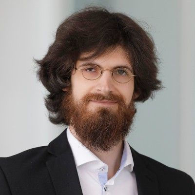 Quantum Dynamics of Excitons in Organic Functional Materials: Diffusion ...